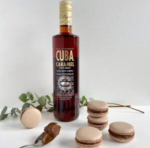 Hjemmelavede macarons med CUBA Caramel ganache » CUBA Vodka